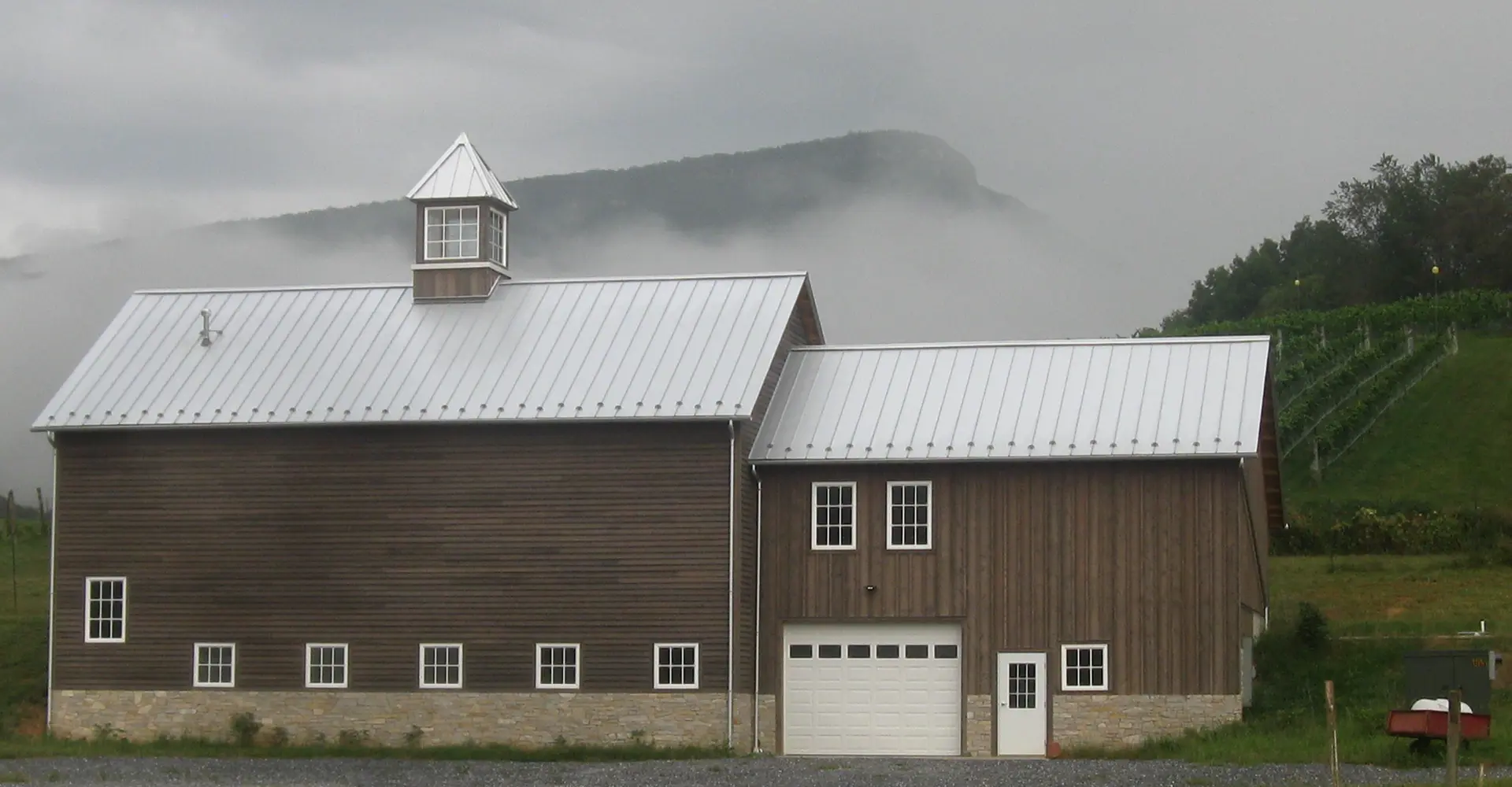 Visit Us - Jump Mountain Vineyard